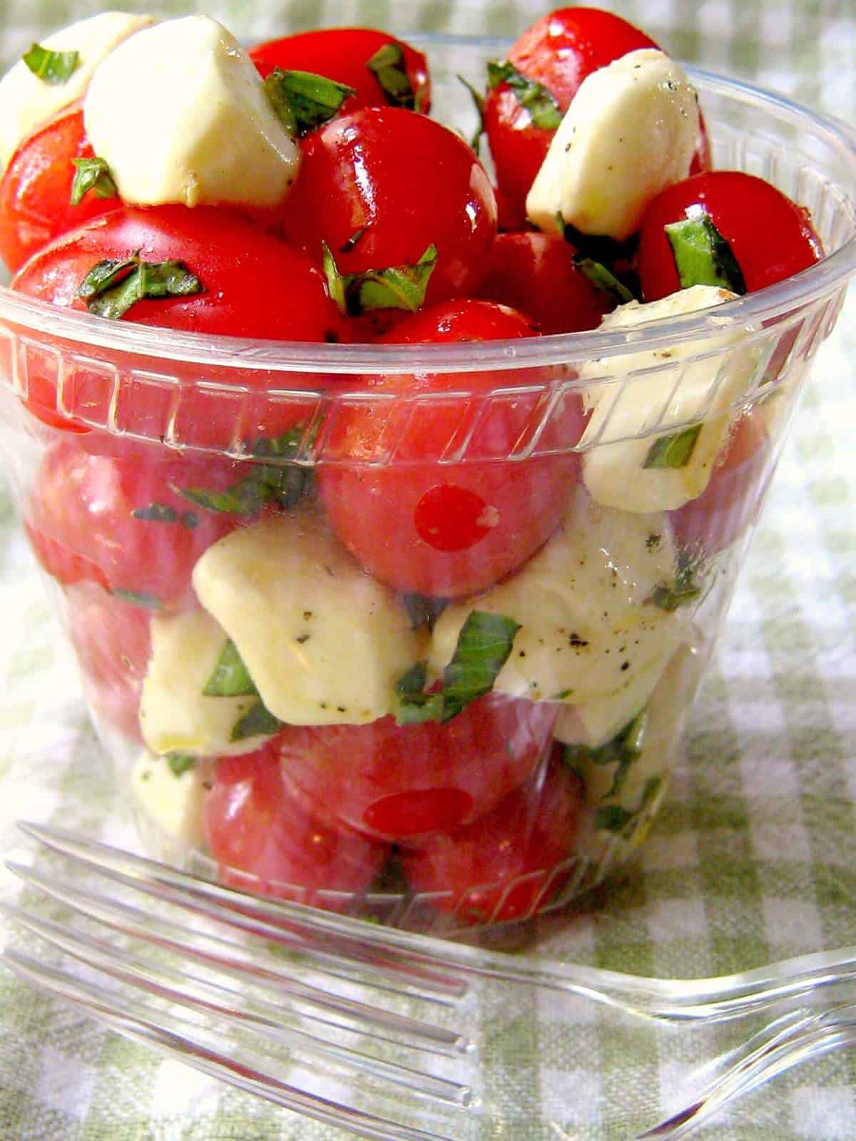 Picnic Tomato Caprese Cups EasyHealth Living