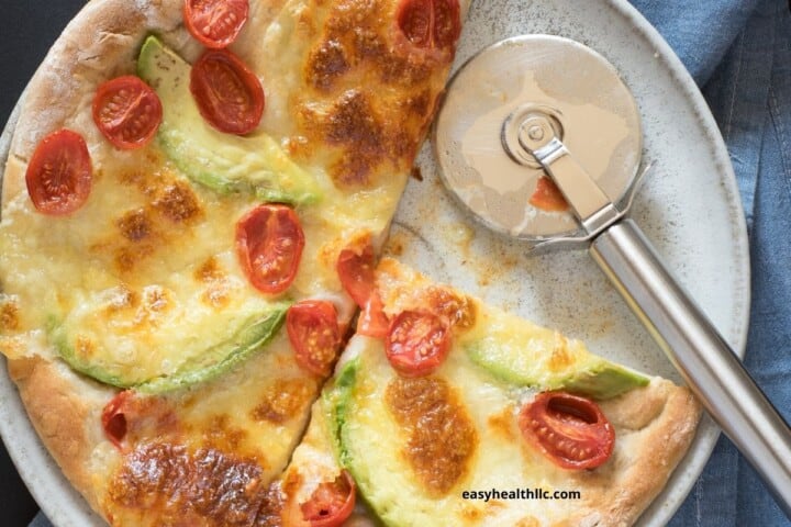 10 Minute Avocado Tortilla Pizza - EasyHealth Living
