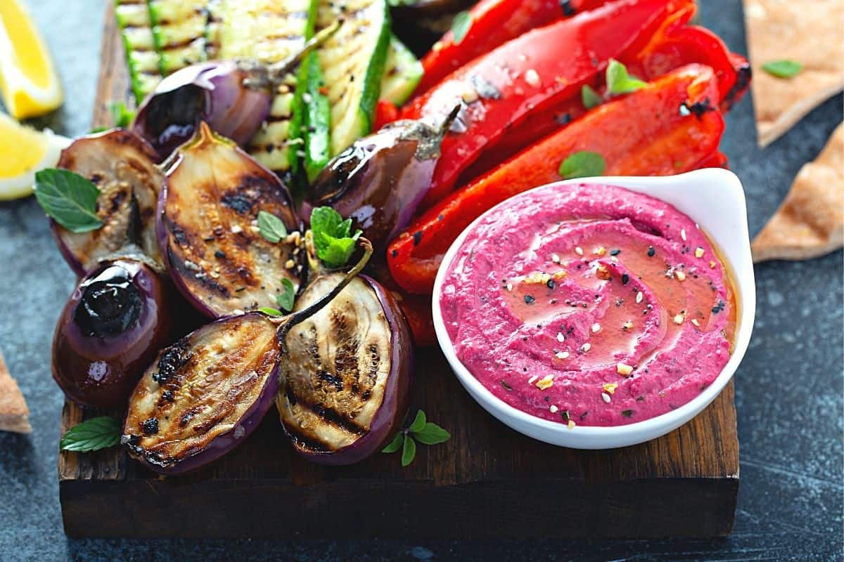 Hummus and Veggies - EasyHealth Living